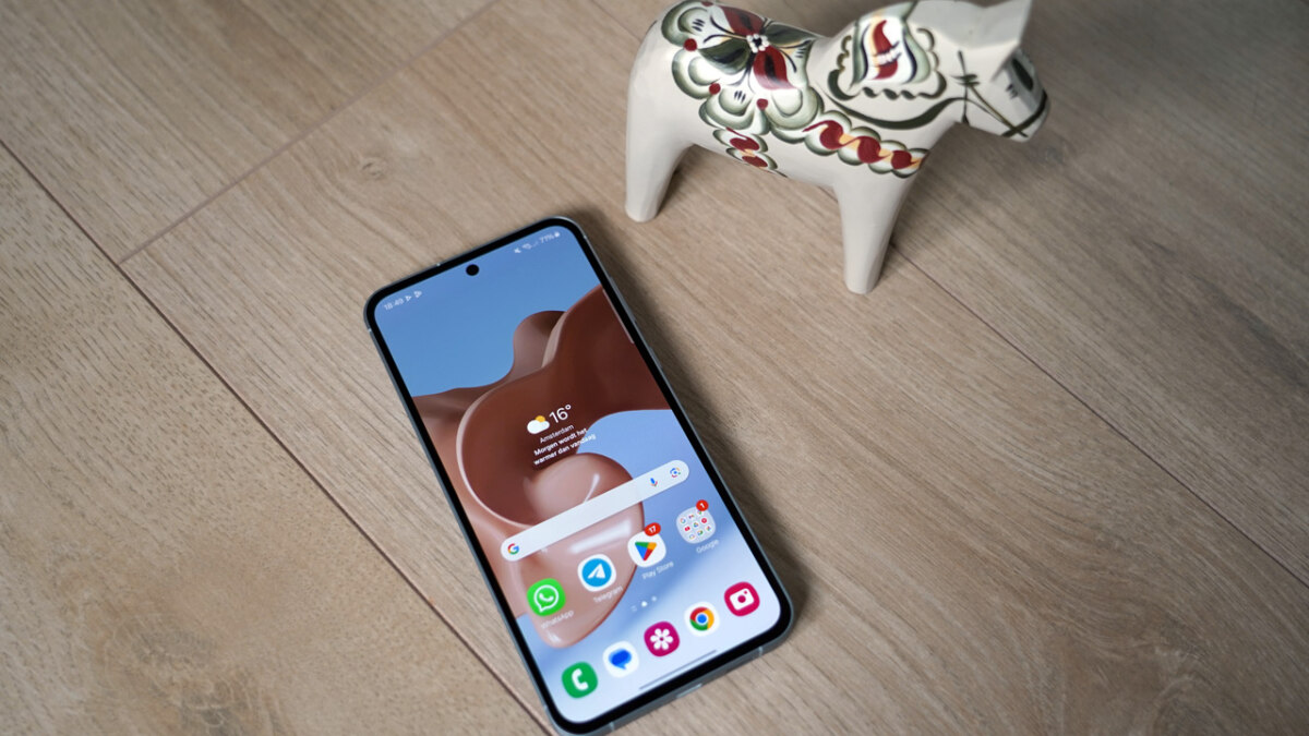 Samsung Galaxy A55: update naar Android 15 met One UI 7 beschikbaar
